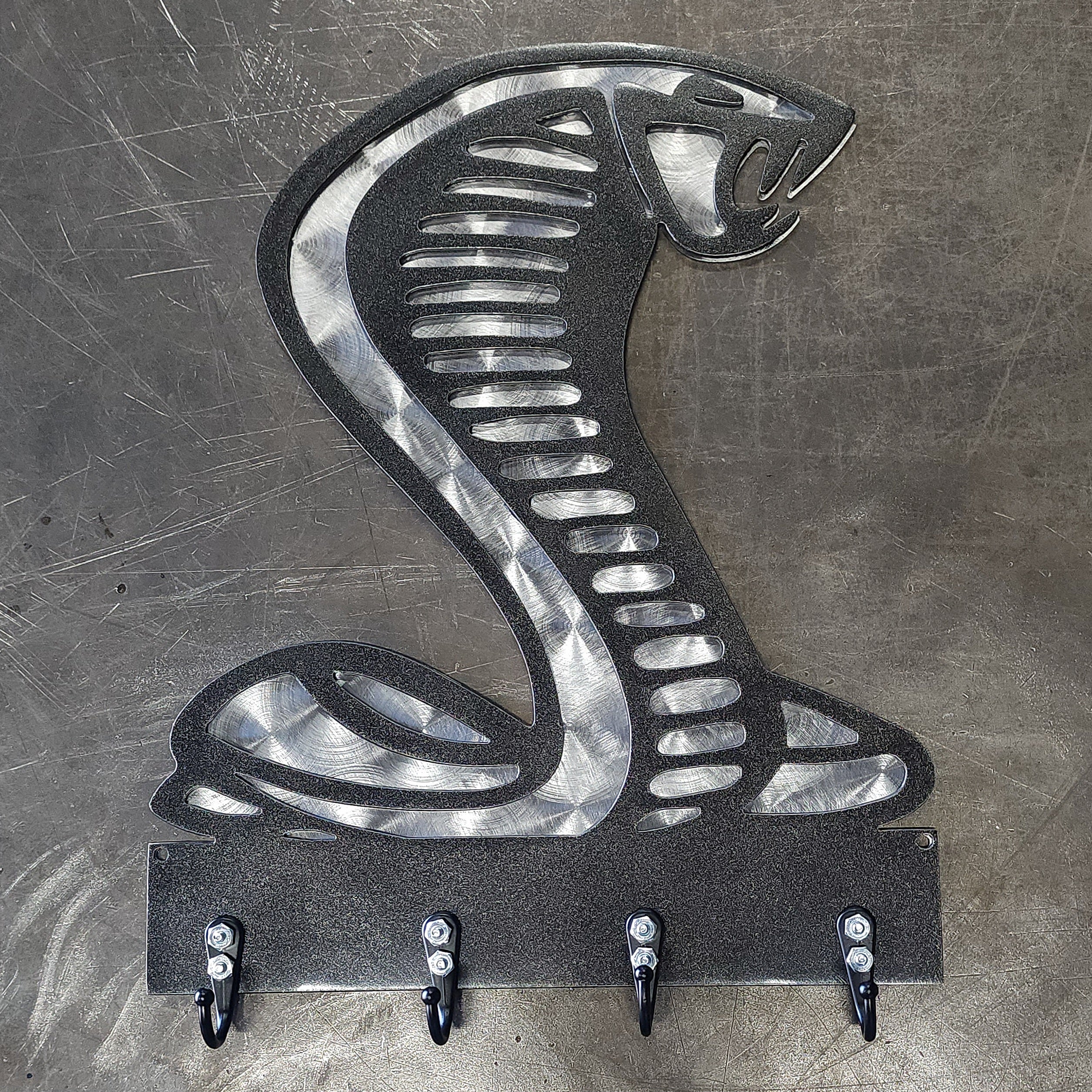 Mustang Cobra Key & Leash Hanger